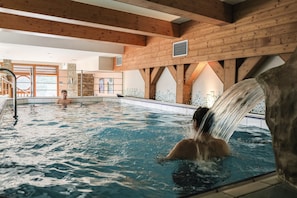 Piscina exterior sazonal