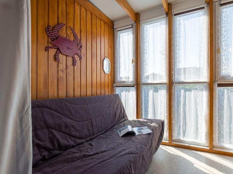 Belle Maison De Vacances Privée Pour 4 Personnes Avec Tv Et Terrasse - Cléder