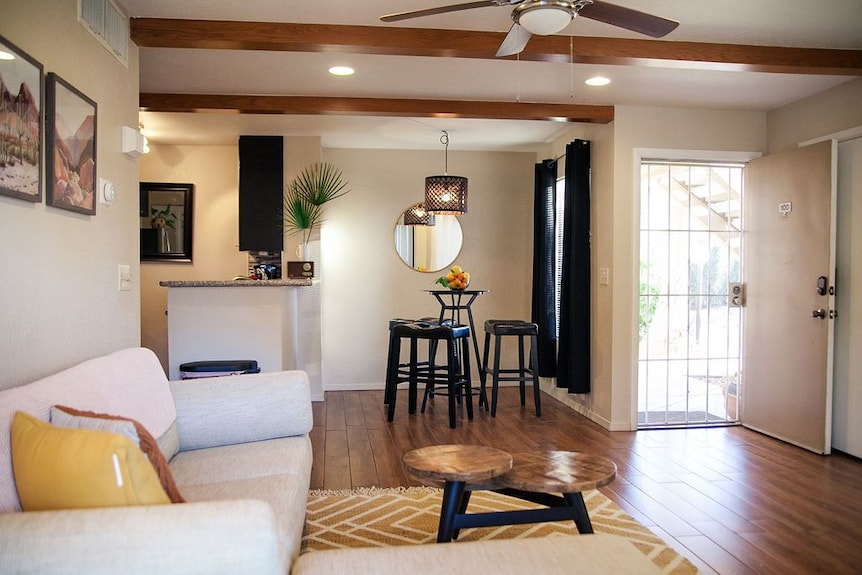 * Nueva Lista * Retiro Moderno Y Acogedor De Tucson | Central, Piscina / Jacuzzi, A Nivel Del Suelo - Arizona