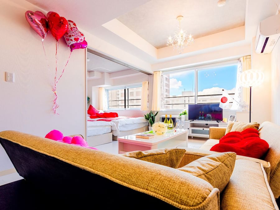 Quarto (Lovely) | Área de estar | TV de tela plana