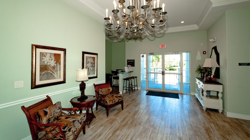 La Vida Es Bella- A 2/2 Condo With A Spectacular Estuary View! - Anna Maria Island, FL