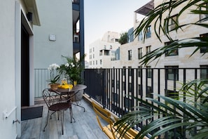 Apartamento Clássico, 2 quartos | Varanda
