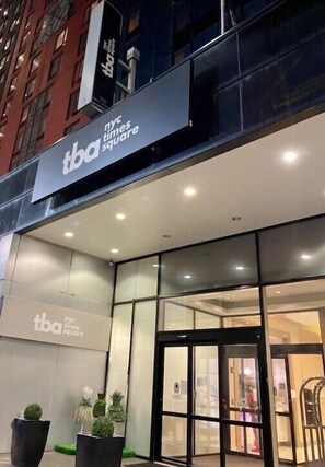 TBA Times Square in New York: Find Hotel Reviews, Rooms, and Prices on ...