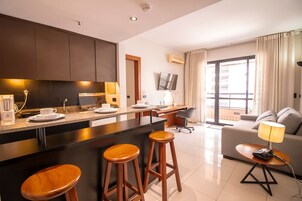 Apartamento Básico (BP 709 1dorm M VCF.5CTF.H - 536881) | Sala de estar | TV de ecrã plano 