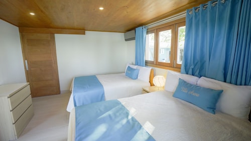 Villa Arena - Beach Front - Caribbean