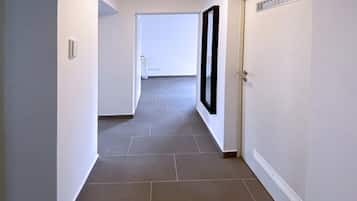 Apartamento Deluxe, 2 quartos | 2 quartos, com decoração personalizada, com mobília individualizada
