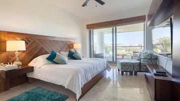 Apartamento Familiar | Roupa de alta qualidade, edredões de penas, com decoração personalizada