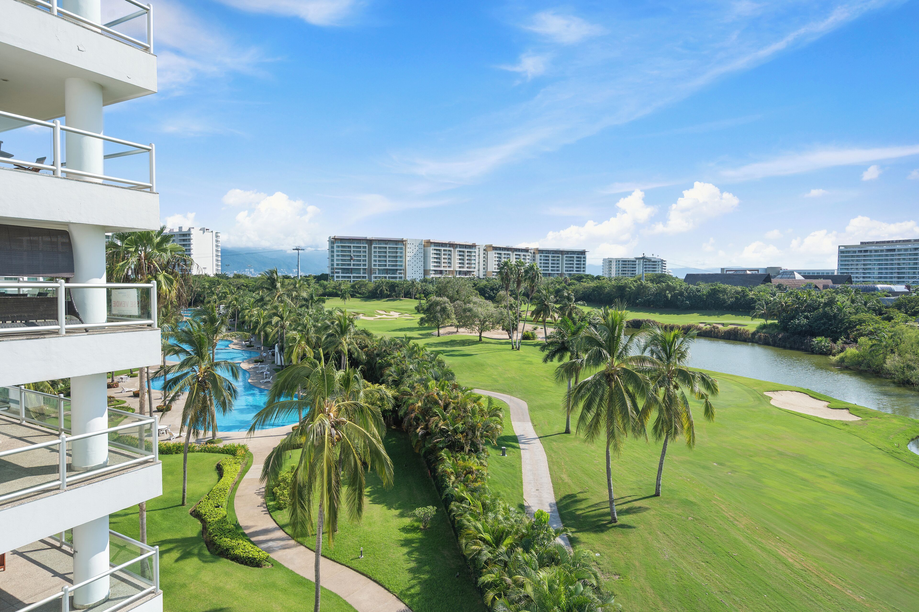 Apartamento família | Vista para o campo de golfe