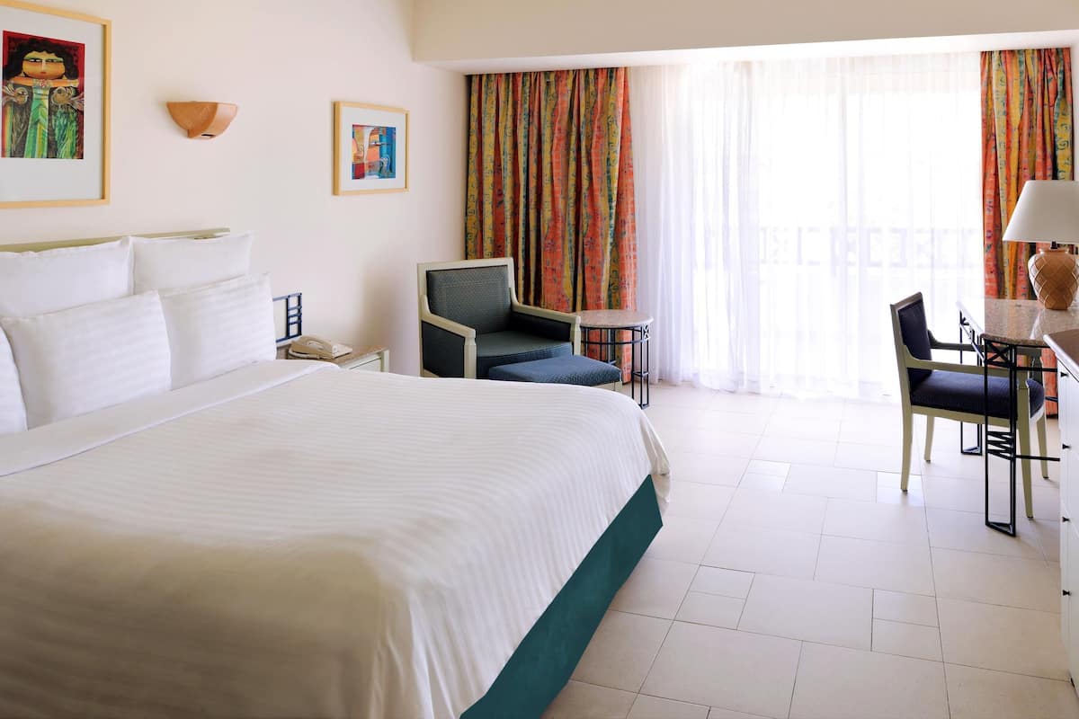 1 quarto, minibar, cofre no quarto, ferro/tábua de engomar