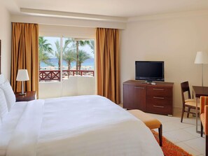 Suite Superior, 1 cama king-size, vista para o mar | Minibar, cofre no quarto, ferro/tábua de engomar, Wi-fi grátis 