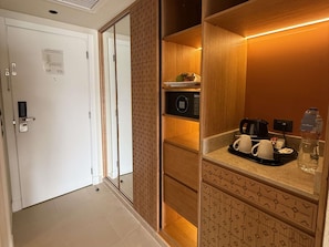 Minibar, cofre no quarto, ferro/tábua de engomar, Wi-fi grátis 