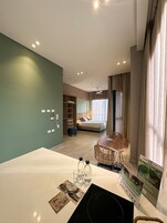 Quarto casal standard | 1 quarto, roupas de cama premium, edredons de pluma, cofres nos quartos