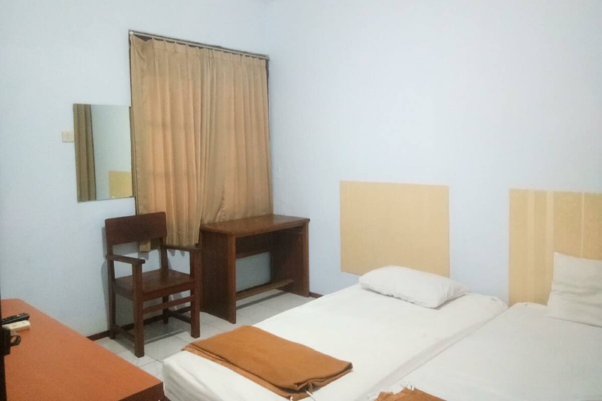 Quarto duplo luxo | Escrivaninha, Wi-Fi de cortesia, roupa de cama