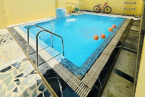 Piscina exterior