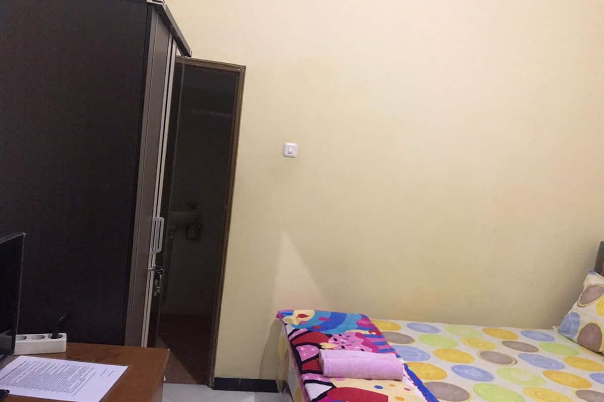 Wi-fi grátis, roupa de cama fornecida