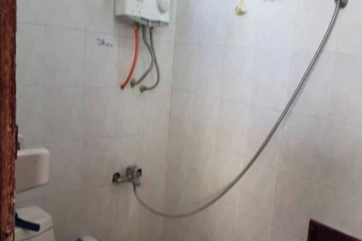 Casa de banho | Um polibã, toalhas fornecidas 