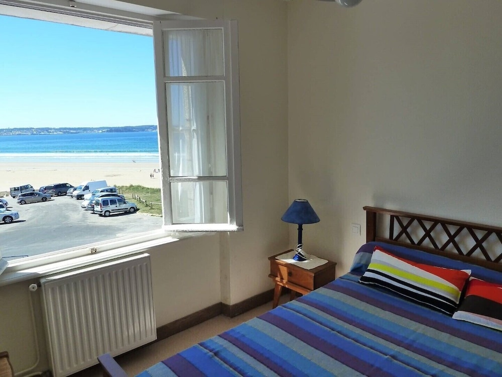 --- Wohnung 2 --- - Cast