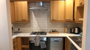 Casa, 2 quartos | Cozinha privada