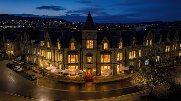 The Ambassador Hotel - 인버네스