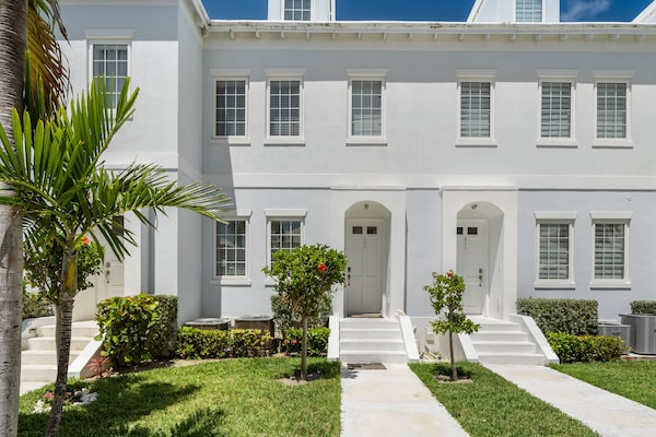 Comfortable Family 4bdr Home, Walk To The Beach - The Bahamas