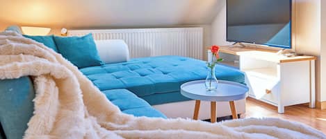 Apartment RIXY | Cortinas/cortinados opacos, Wi-fi grátis, roupa de cama fornecida