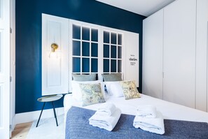 Apartamento design, 1 quarto, sacada (1) | 1 quarto, individualmente mobiliados, escrivaninha