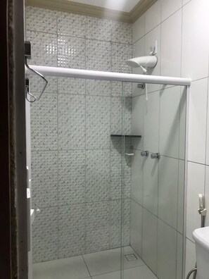 Duche na casa de banho