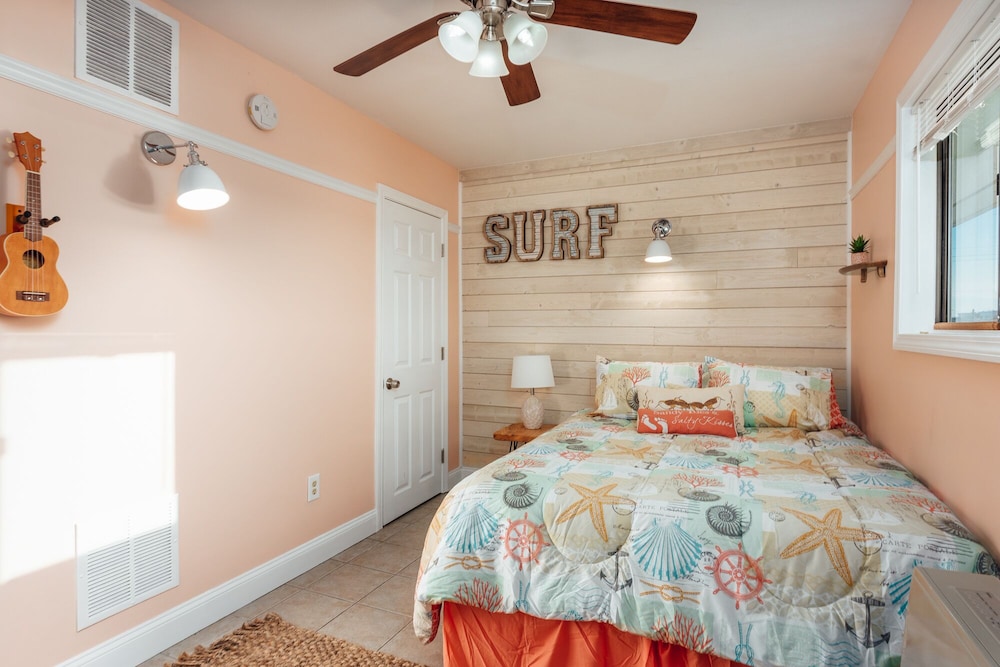 Surfers Paradise - Sleeps 5 - Heart Of Hampton Beach! - Exeter, NH