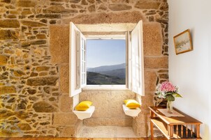 Quarto casal ou duplo luxo, vista para o rio | Vista do quarto