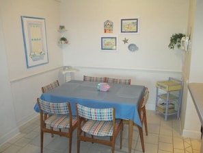 Condo, 2 quartos | Cozinha privada