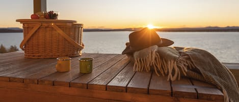 Cabana luxo (Deluxe Cabin 6pax) | Vista para o lago