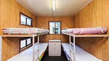 Bungalow Standard (Sleeps 6) | 2 quartos, roupa de cama fornecida