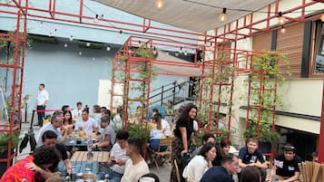 Comida e bebidas