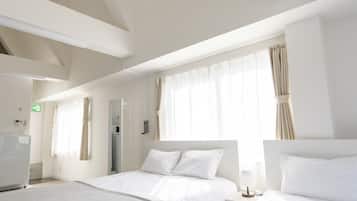 Quarto quádruplo família (Standard) | Escrivaninha, Wi-Fi de cortesia