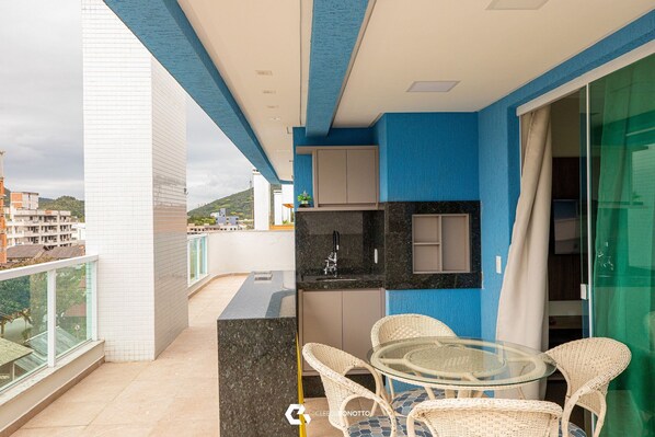 Apartamento família | Opções para refeição ao ar livre