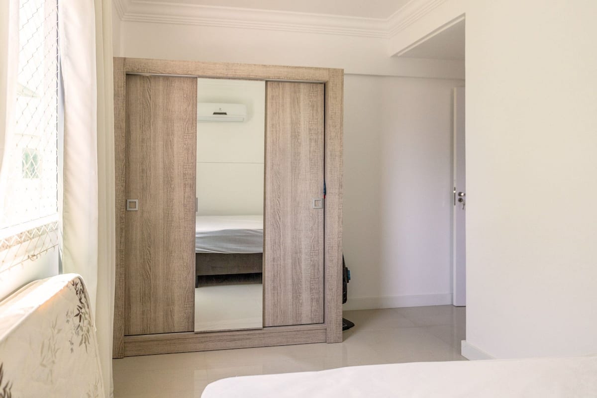 Apartamento conforto (305D) | 2 quartos, espaço de trabalho para notebook