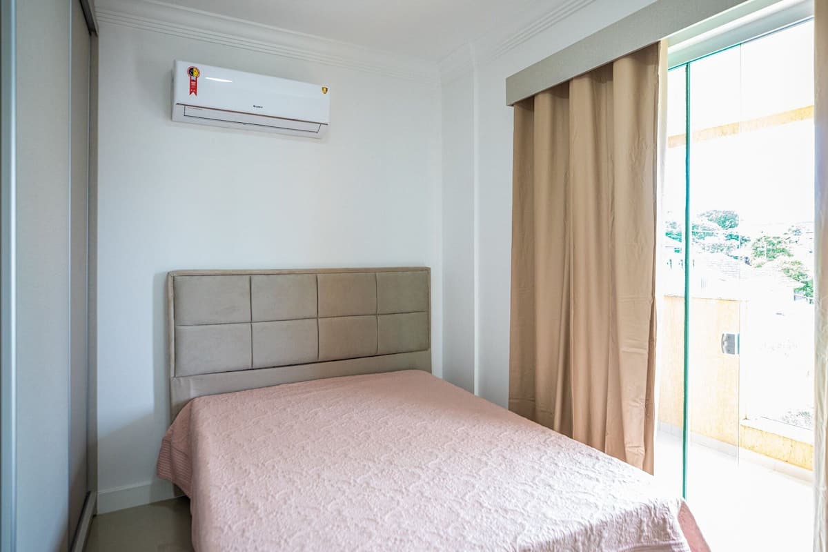 Apartamento conforto (201B) | 2 quartos, espaço de trabalho para notebook