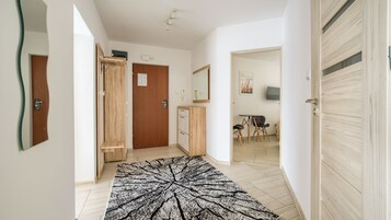 Apartamento (7B/3) | Área de estar | TV de tela plana