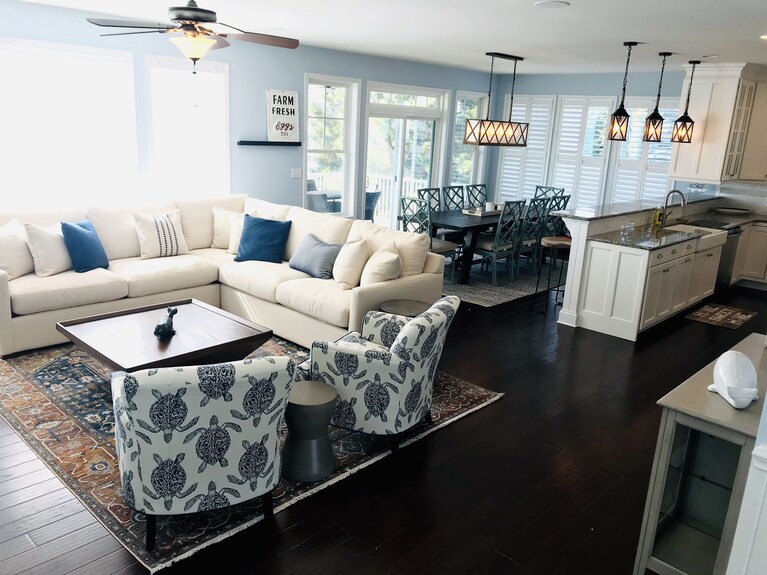 Large Lewes Beach Rental; One Block From Bay! Perfect For Family Vacations! - Lewes