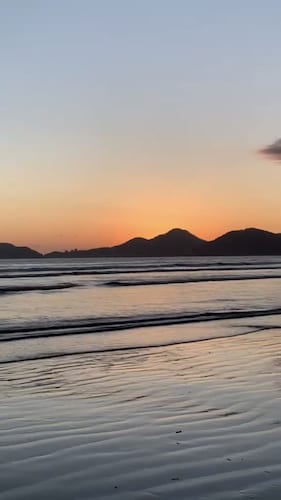 Apartamento En Guarujá Uno Por Piso Tiene Capacidad Para 10 Personas !! - Guarujá