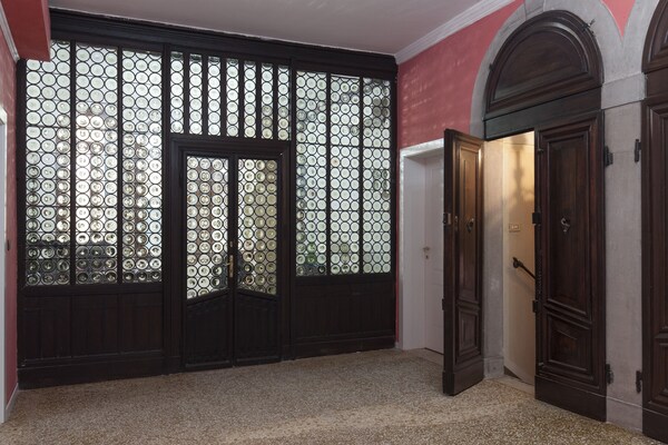 Simon' Secret - Venice