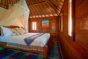 Vila, 2 quartos | 2 quartos, escrivaninha, Wi-Fi de cortesia, roupa de cama
