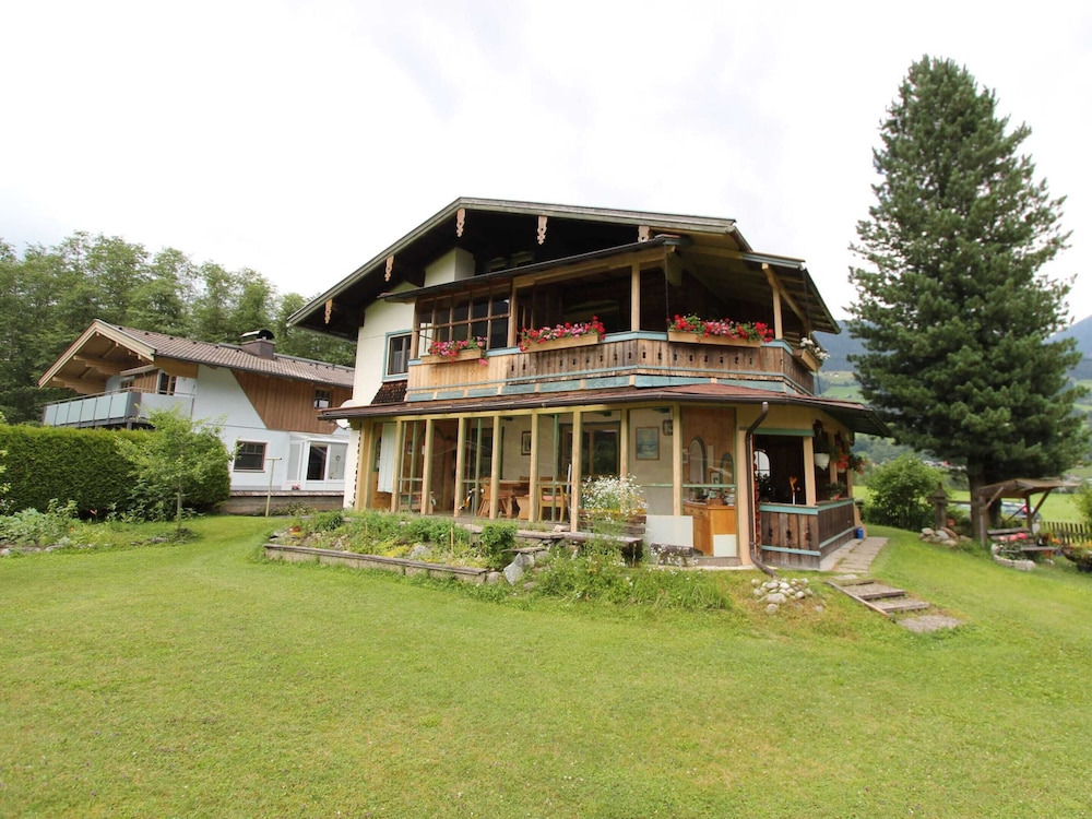Cosy Apartment In Neukirchen Near Krimmler Waterfalls - Neukirchen am Großvenediger