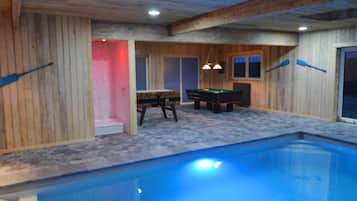 Casa | Piscina | Piscina interior, piscina exterior