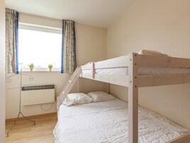Apartamento | 3 quartos, com mobília individualizada, ferro/tábua de engomar 