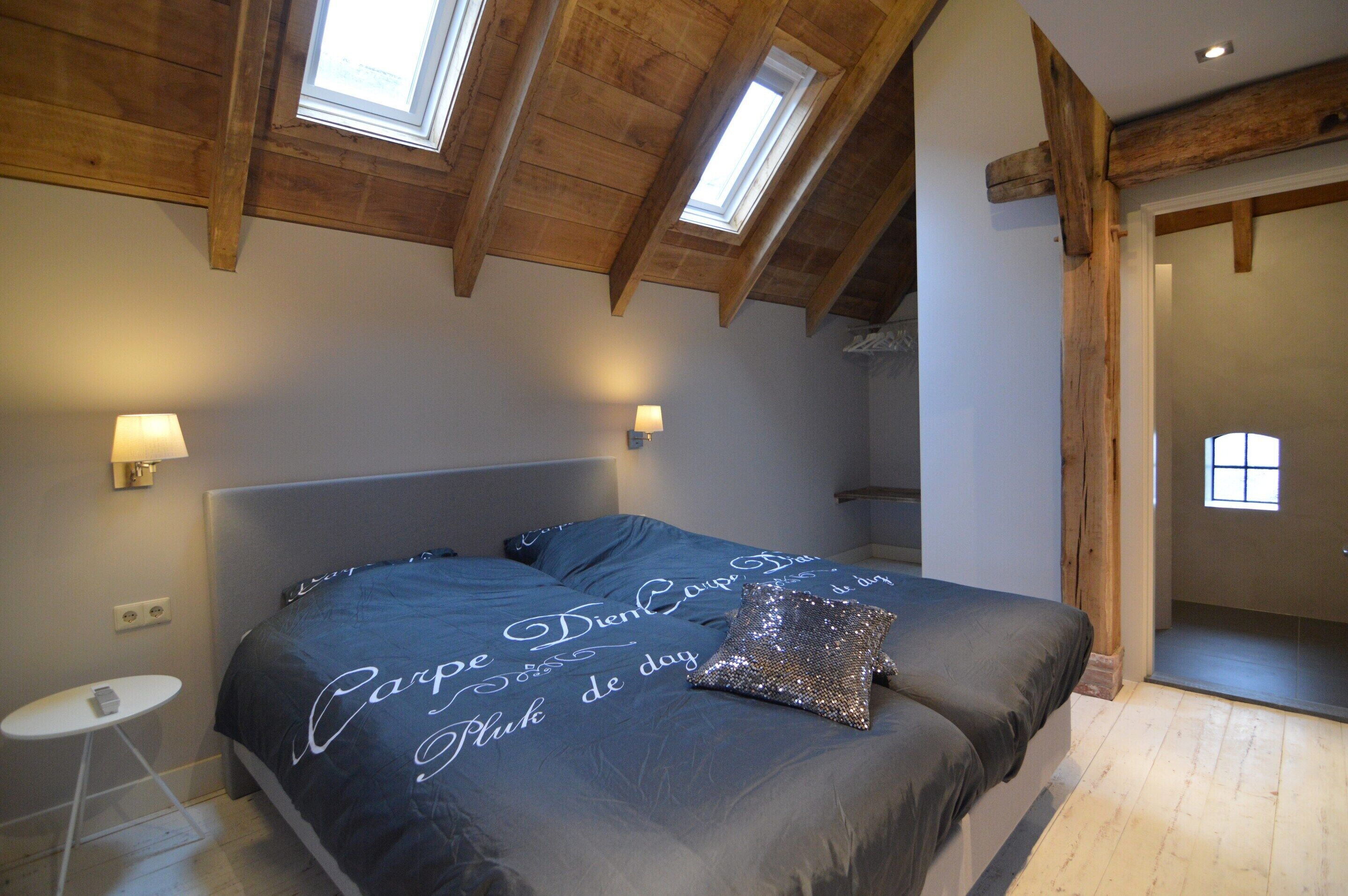 Casa | 3 quartos, individualmente mobiliados, roupa de cama