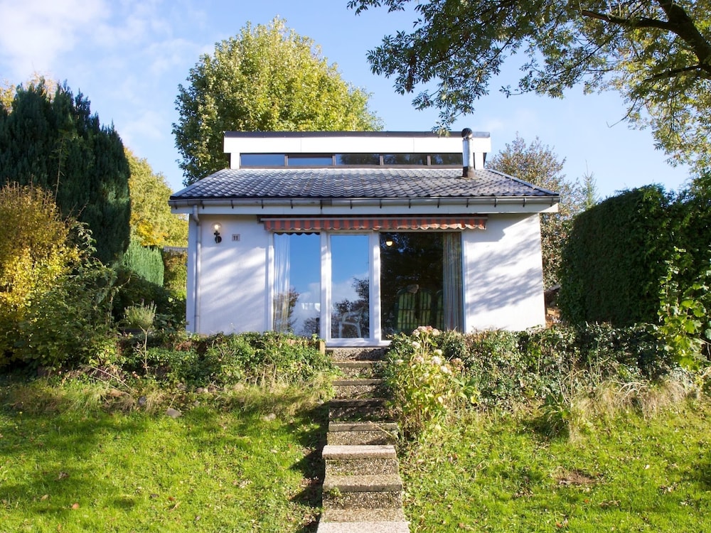 Holiday Home In Gemmenich With Forest Views - Aachen