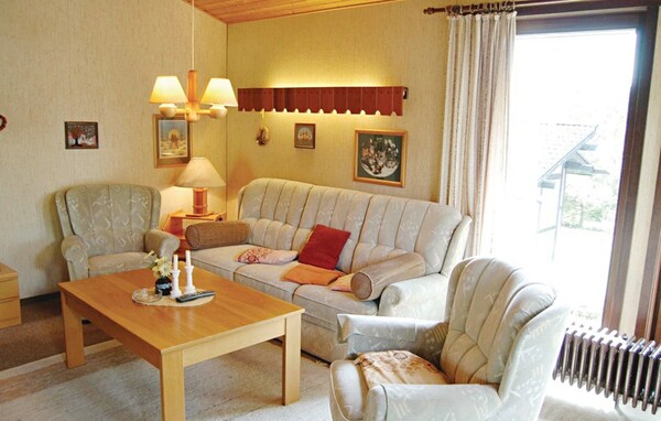 Furnished Bungalow With Peaceful Neighbourhood - Meschede