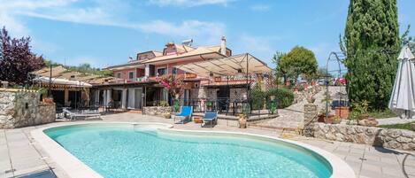 Villa | Piscina | Piscina exterior