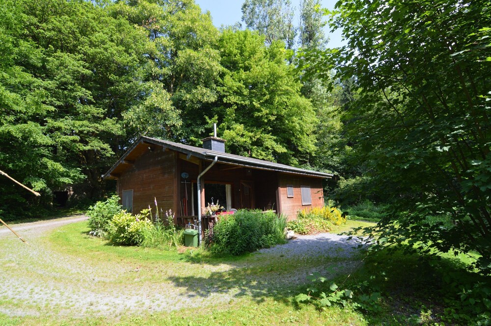 Forest Cottage With Ponds - Bouillon